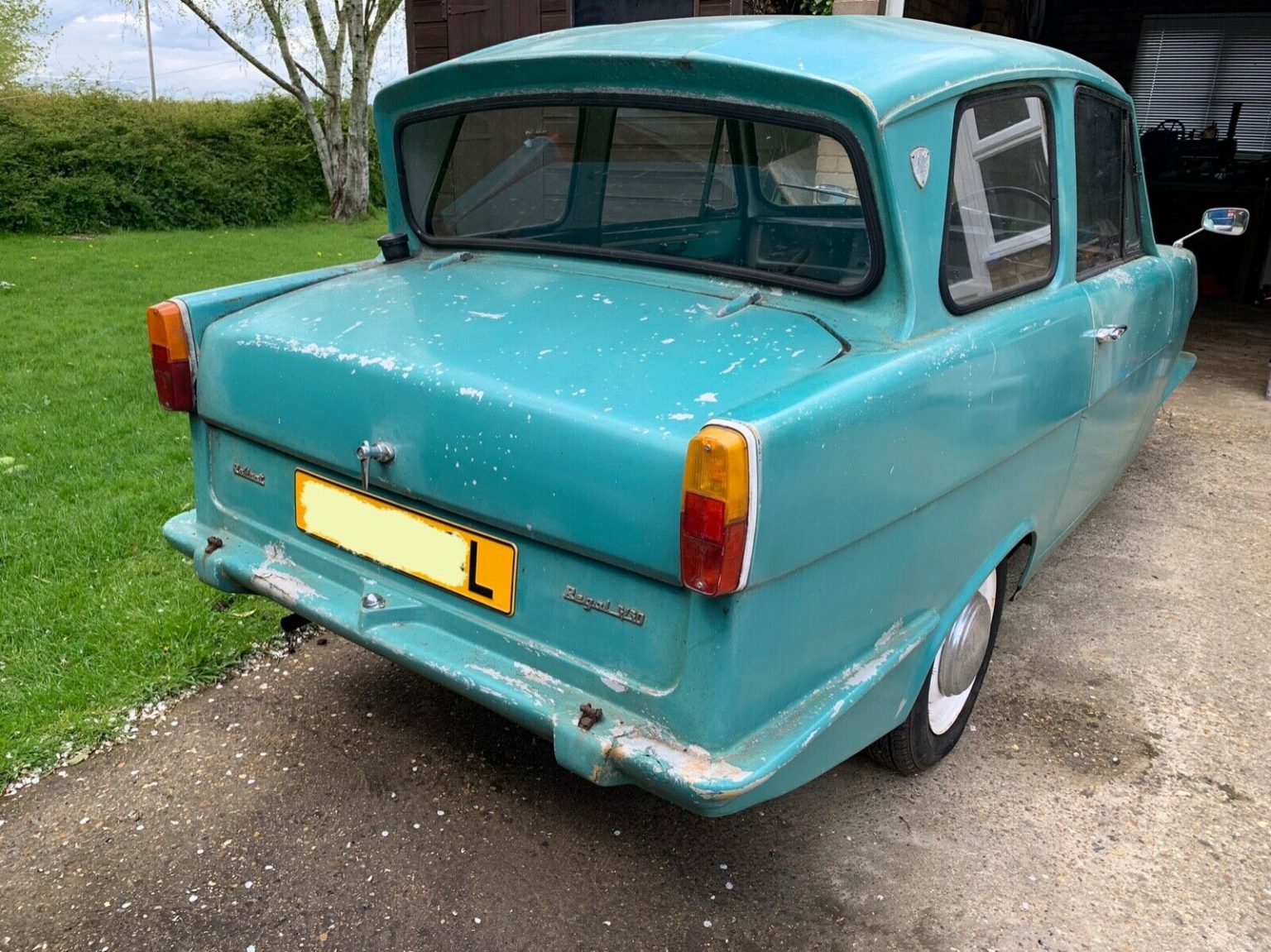 1972 Reliant Regal 3/30 Saloon for sale - MotoringDeals.com