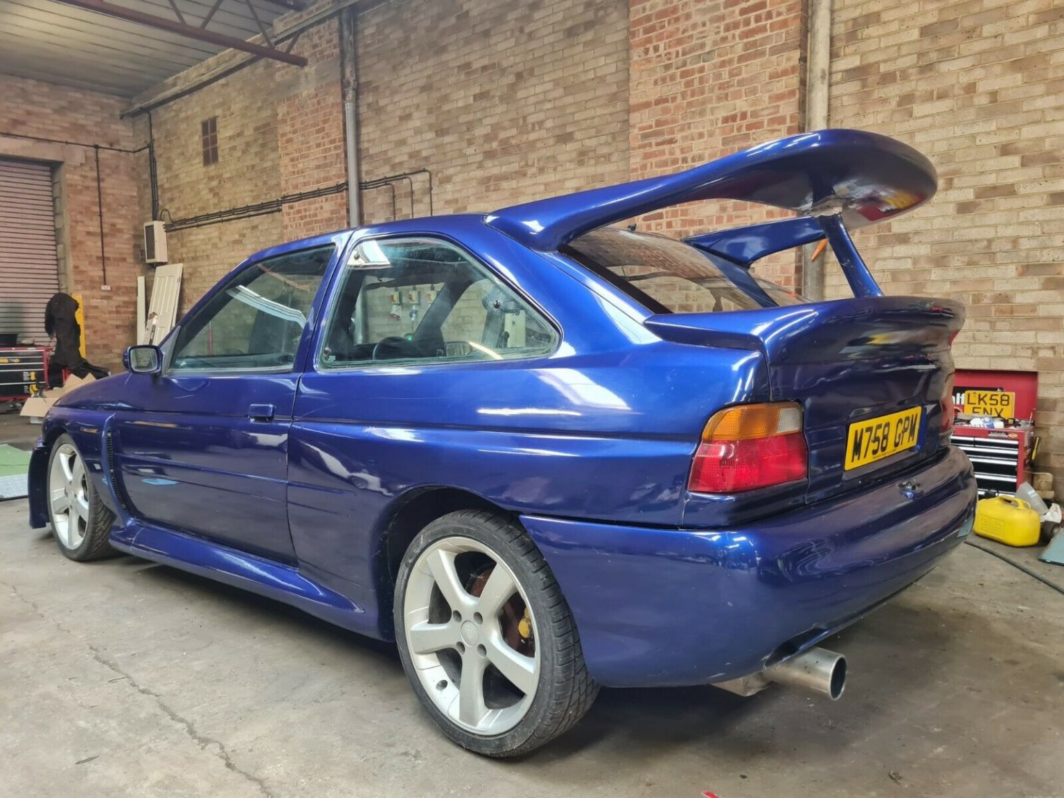 FORD ESCORT RS 2000 COSWORTH REPLICA - MotoringDeals.com