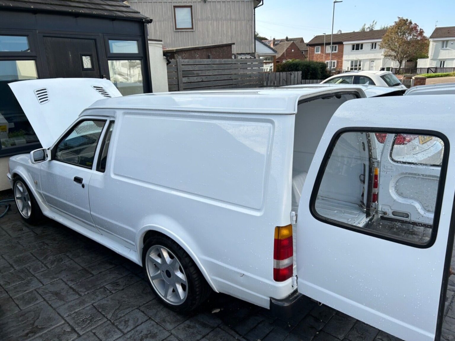 Ford Escort RS Turbo Van - MotoringDeals.com